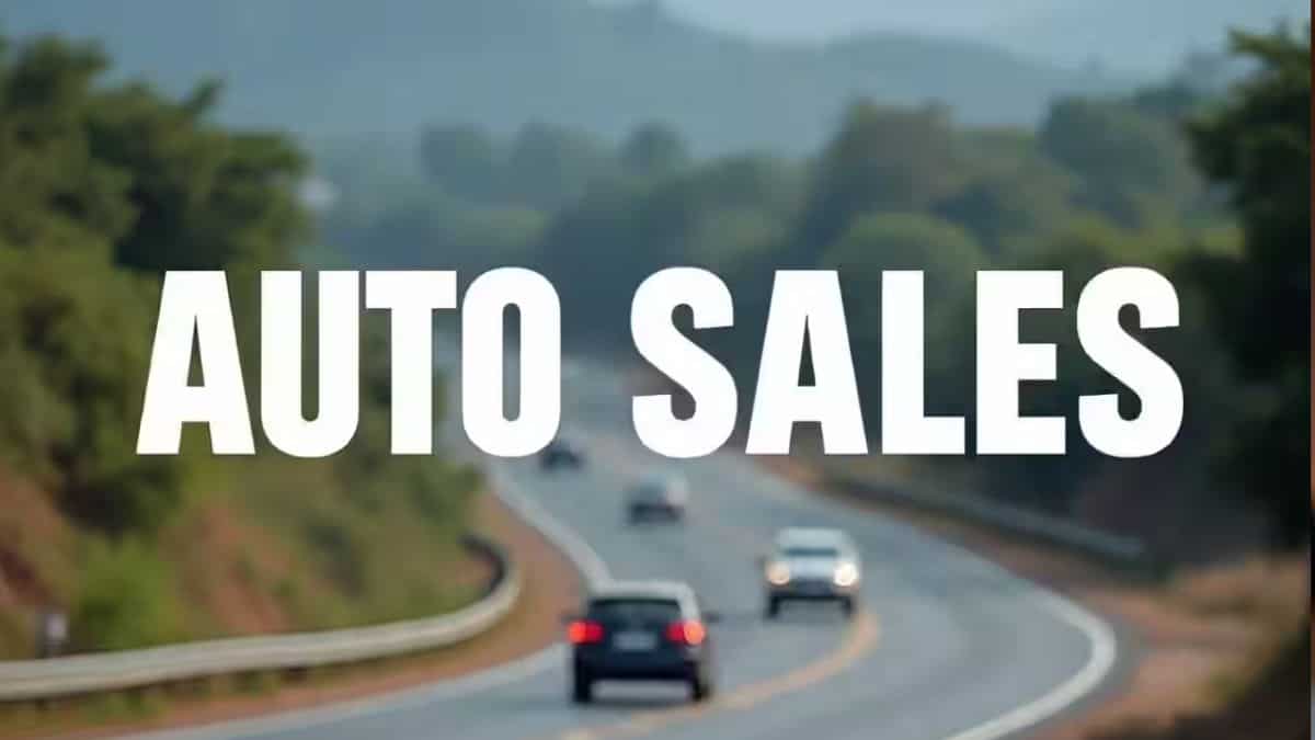 November 2025 Auto Sales HIGHLIGHTS: From Maruti, M&M, TMPV, Bajaj Auto ...