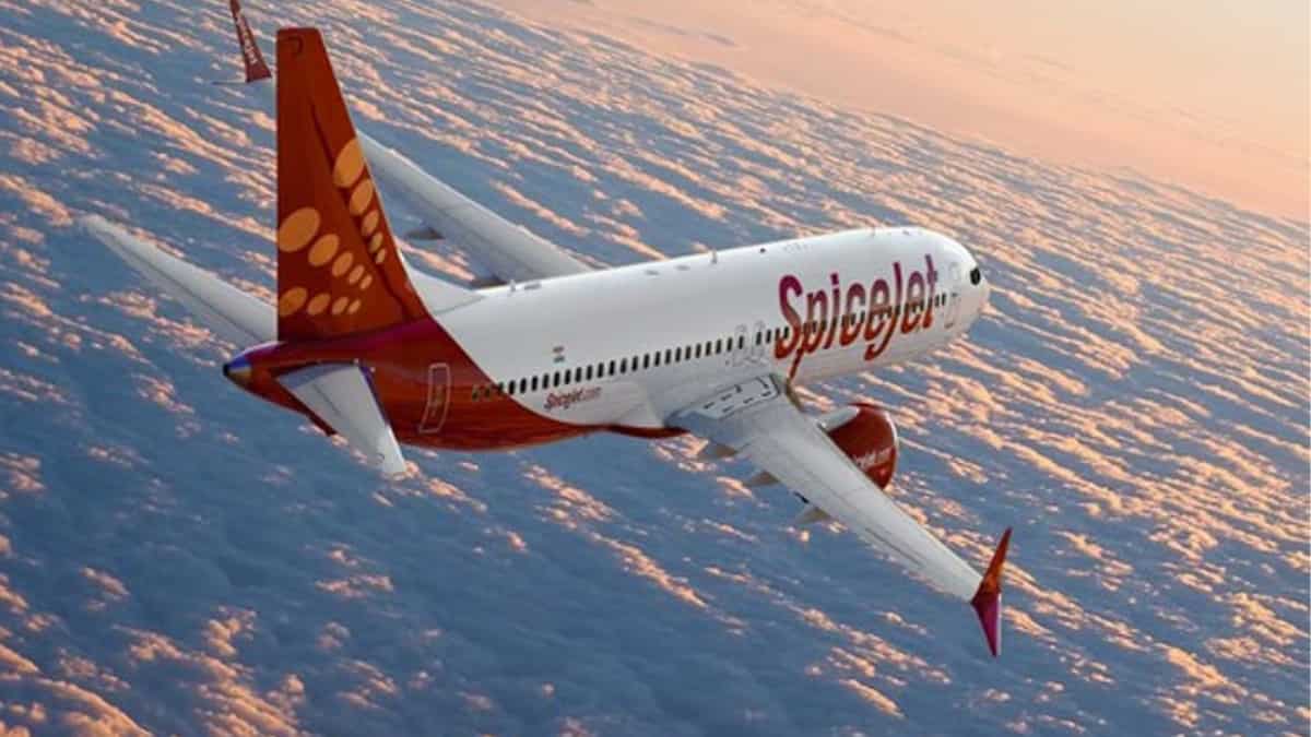 SpiceJet Share Price: IndiGo’s crisis becomes rival’s lift-off — stock ...