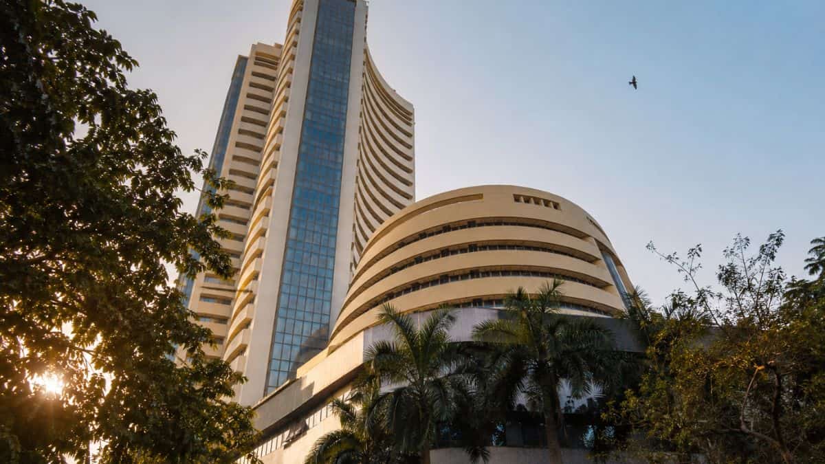 Stock Market Today: Sensex rises 300 points to 73,800; Nifty reclaims ...