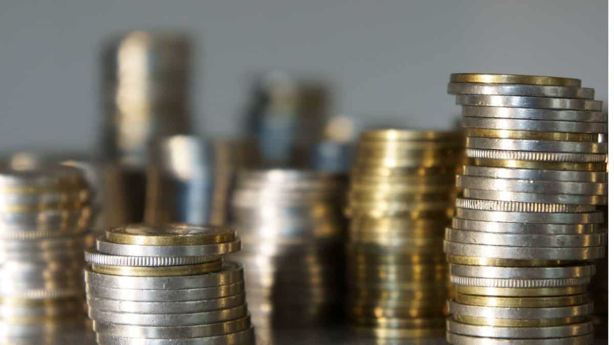 Rs 20 Lakh Lump Sum Vs Rs 20,000 SIP For 20 Years: Which can build a ...