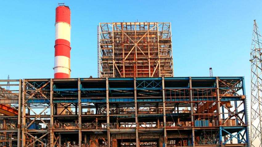 Adani Power shuts down Tiroda plant in Maharashtra | Zee Business